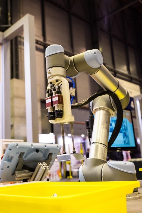 Generalized bin picking system for automatic handling of unsorted parts ...